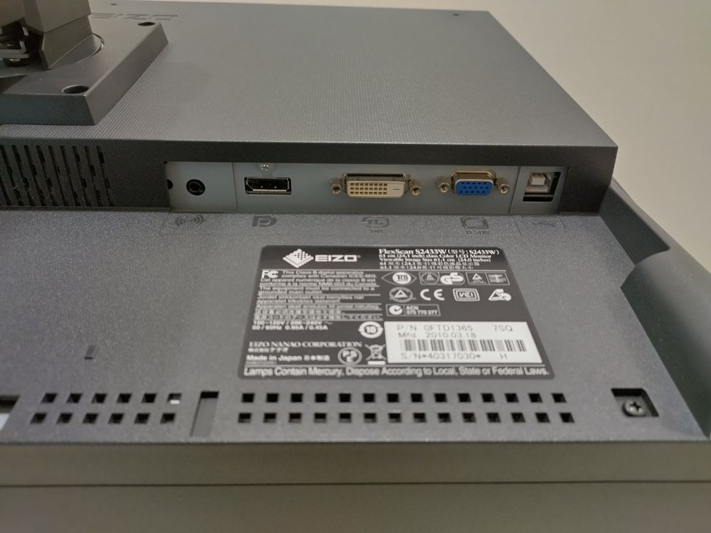 EIZO Monitor 24" FlexScan S2433W Bildschirm (Gebraucht) in Zug für CHF 20 – nur Abholung auf ...