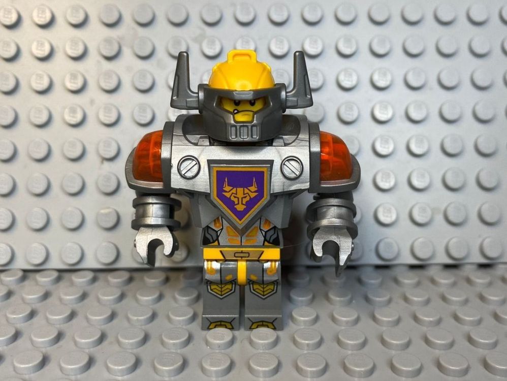 Lego Nexus Knights NEX007: Axl - Flat Silver Torso | Kaufen auf Ricardo