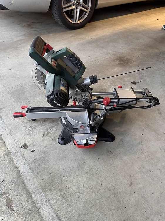 Metabo KGS 216 M Kapp- und Gehrungssäge (mit Zugfunktion) (Gebraucht ...