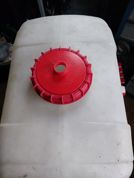 Wassertank 300L Faser-Plast (Gebraucht) in Lömmenschwil für CHF 75 ...