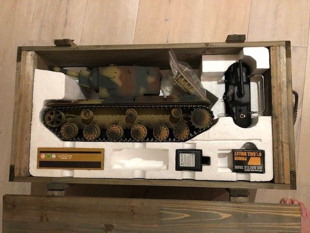 RC Panzer TORRO KV-2 754(r) Tarn Rauch BB 1:16 Metall | Kaufen auf Ricardo