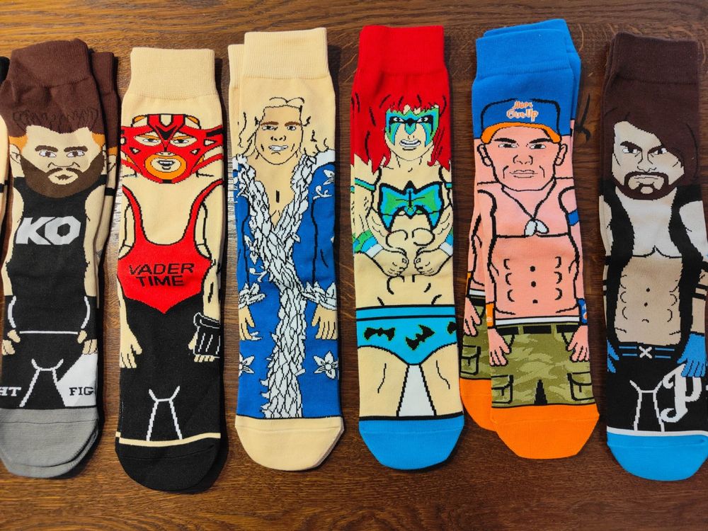 Diverse Socken pro Stück WWE/ WWF / WCW / AEW Wrestling | Kaufen auf ...