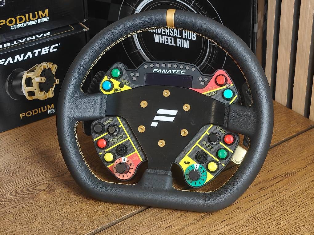 Fanatec Endurance/GT Lenkrad - R300 + Podium Hub/QR1 + Modul (Gebraucht ...