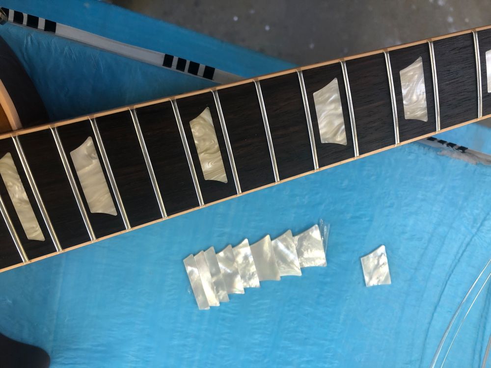 Gibson Les paul Inlays Crown (Neu und originalverpackt) in uetendorf ...