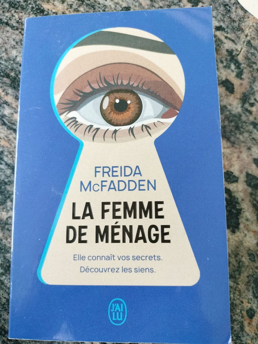 La femme de ménage Elle connaît vos secrets Freida McFadden (Gebraucht ...