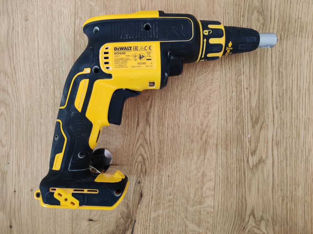 TROCKENBAUSCHRAUBER DEWALT DCF620 inkl. TSTAK BOX