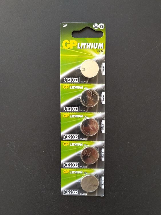 5 Batterien CR2032 GP Lithium (Neu und originalverpackt) in Basel für CHF 3 – mit Lieferung auf ...