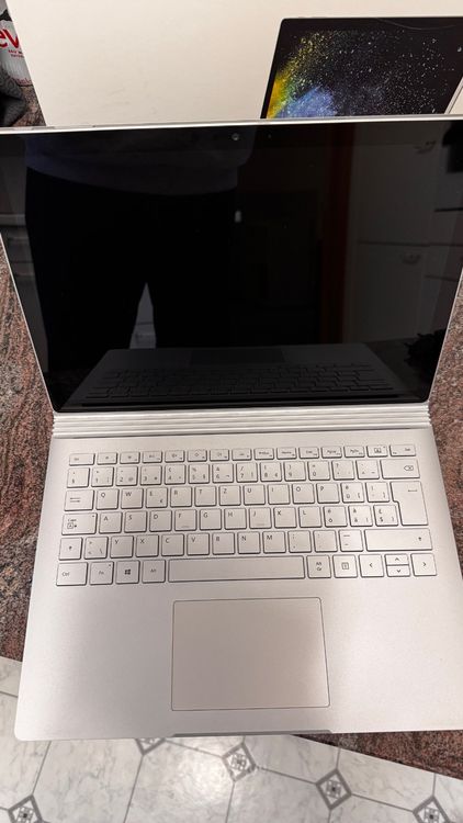 Microsoft Surface laptop modell 1835 - 16GB 512 GB (Gebraucht) in ...