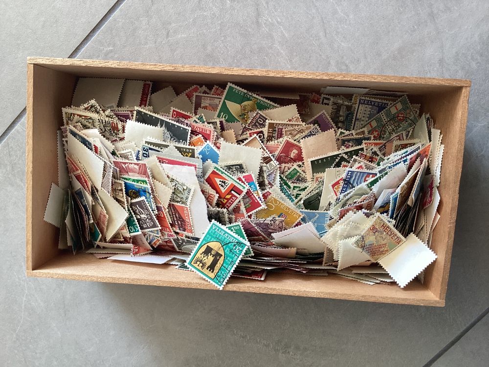 Briefmarken Sammlung (Gebraucht) in Reinach BL für CHF 3 – mit Lieferung auf Ricardo kaufen