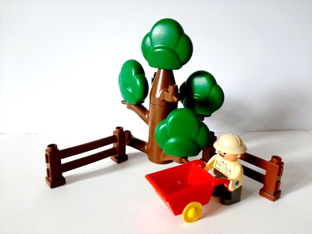 Duplo Baum Figur Schubkarre Zaun Set | Kaufen auf Ricardo