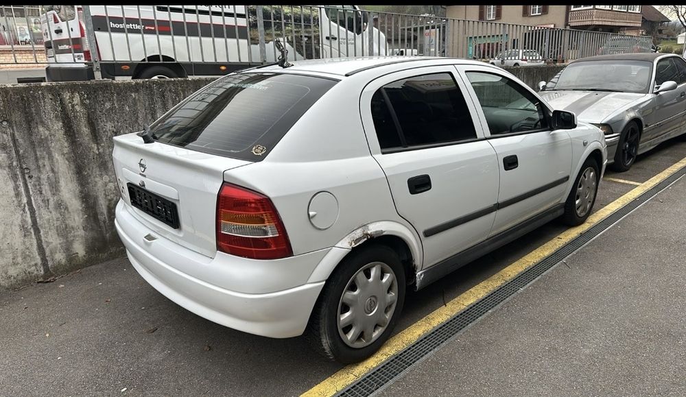 Opel Astra G20, Jahrgang 1998, weiss (Gebraucht) in Ibach für CHF 500 ...