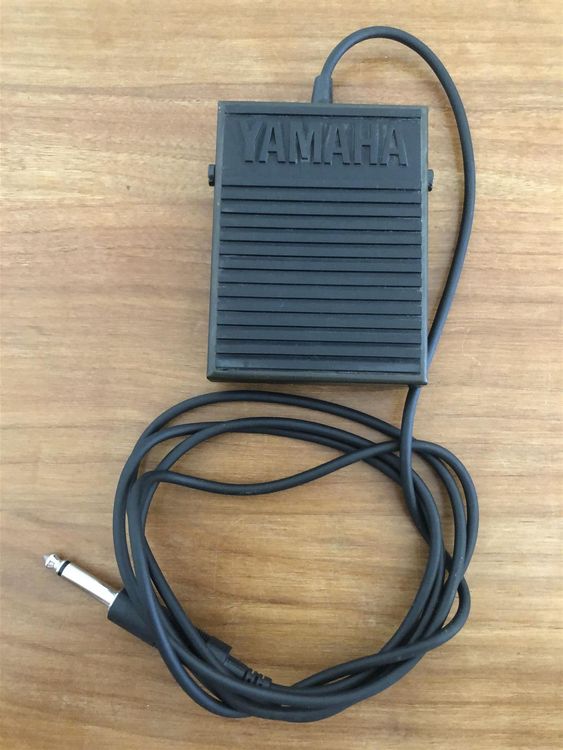 YAMAHA Yamaha FC-5 Fusstaster Sustainped (Gebraucht) in Zürich für CHF 16 – mit Lieferung auf ...