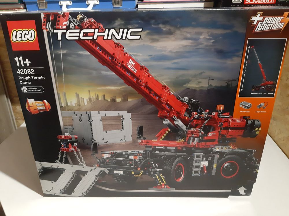 Lego Technic 42082 Rough Terrain Crane. (Neu und originalverpackt) in ...