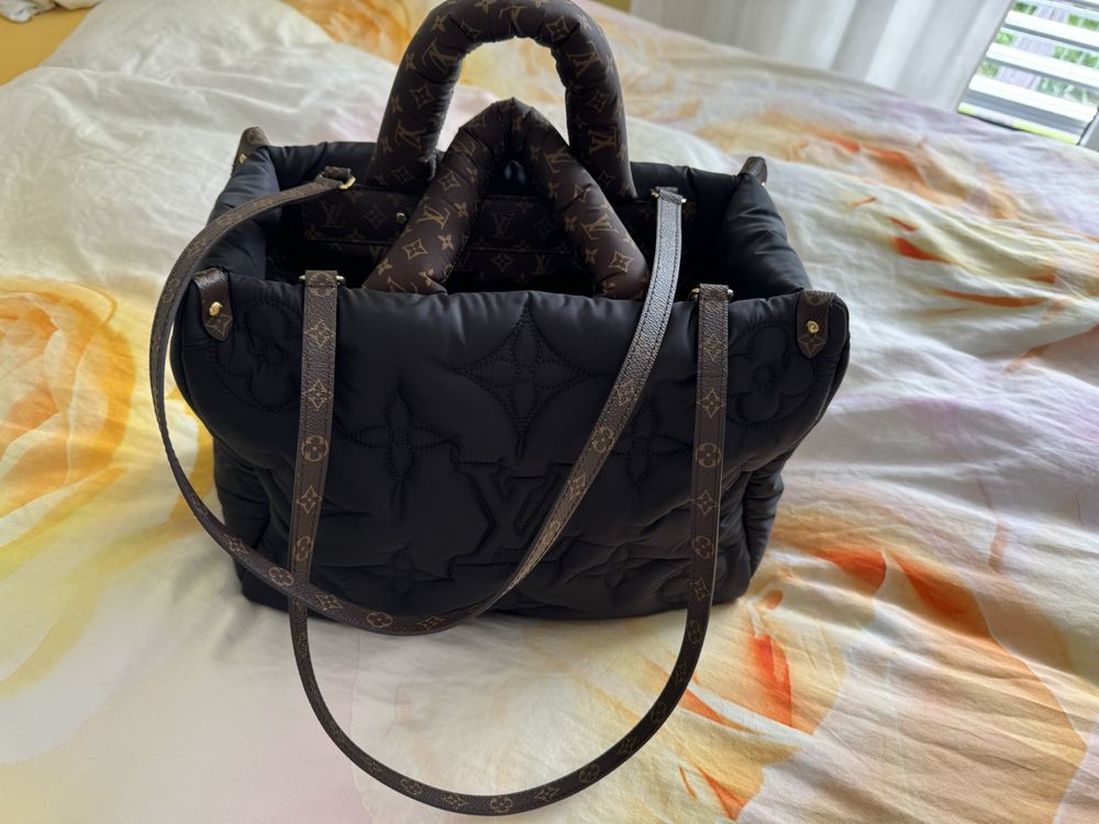 Louis Vuitton OTG Mm LV PILL BACK / M21069, schwarz | Kaufen auf Ricardo
