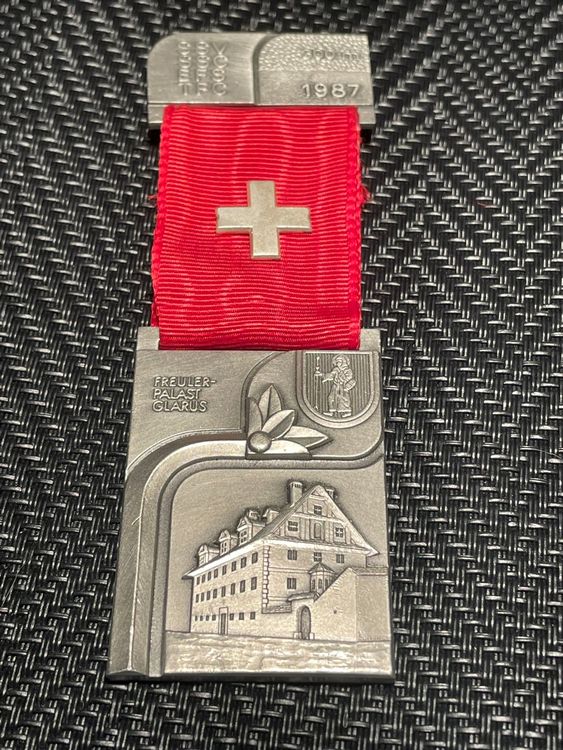 Schützenabzeichen SSV 1987 (Gebraucht) in Aarburg für CHF 1.9 – mit Lieferung auf Ricardo kaufen