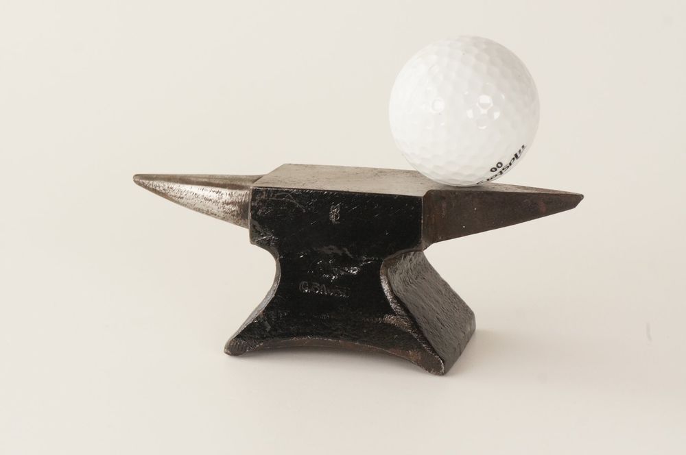 Kleiner Amboss C. Bauer Uhrmacher Goldschmied (Gebraucht) in Bassersdorf für CHF 27 – mit ...