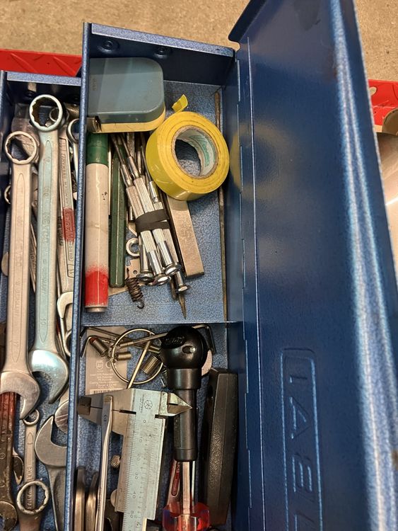 Prall gefüllte Werkzeugkiste mit Hazet u.a. (Gebraucht) in Winterthur ...
