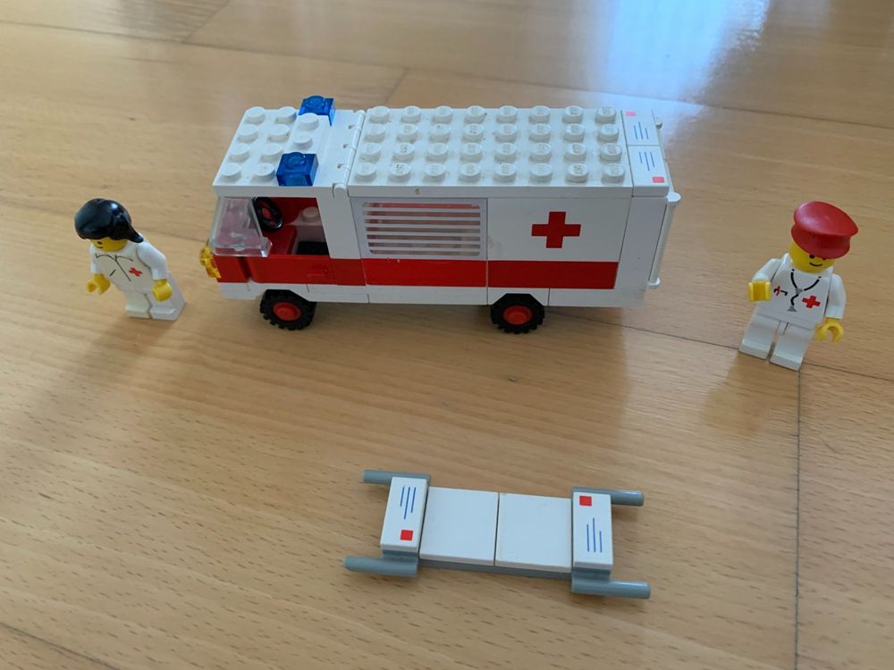 Lego 6680 Krankenwagen (Gebraucht) in Hergiswil NW für CHF 25 – mit ...