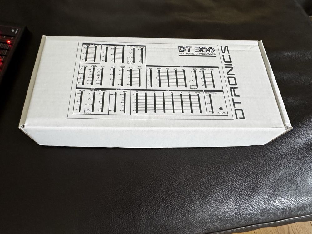 Dtronics DT-300 V2 - Controller für Alpha Juno MKS-50 (Neu (gemäss ...