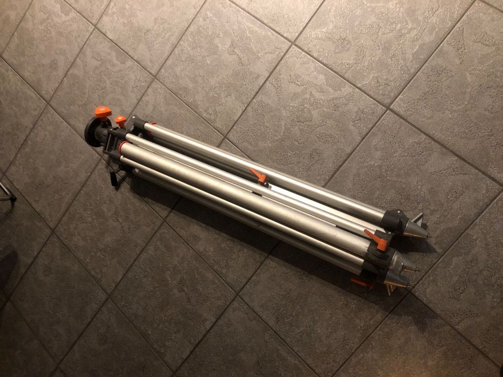 STAHLSTATIV FÜR LASER (Gebraucht) in Andwil SG für CHF 50 – nur ...