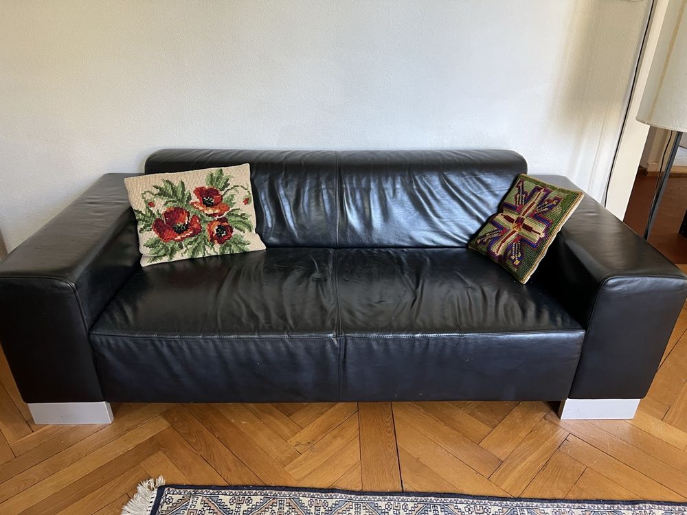 Schwarzes Ledersofa, 3-Sitzer, Top Zustand, muss weg! (Gebraucht) in Zürich für CHF 20 – nur ...