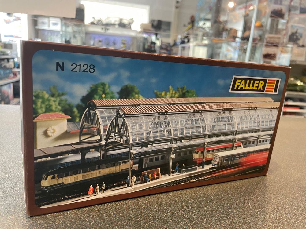 Faller N 2128 Bahnhofshalle Bausatz (Neu und originalverpackt) in ...