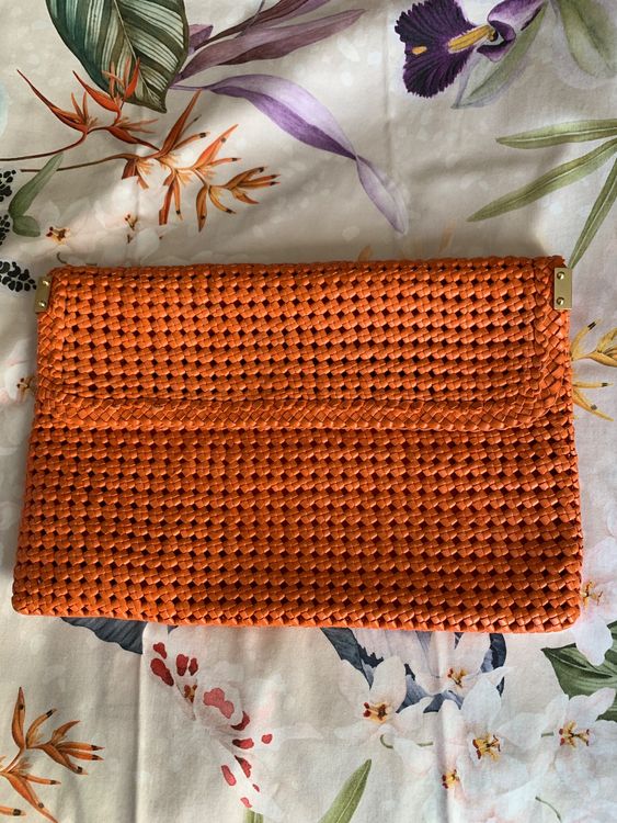 Stuart Weitzman: Exklusive orange Leder-Clutch, geflochten! (Neu ...