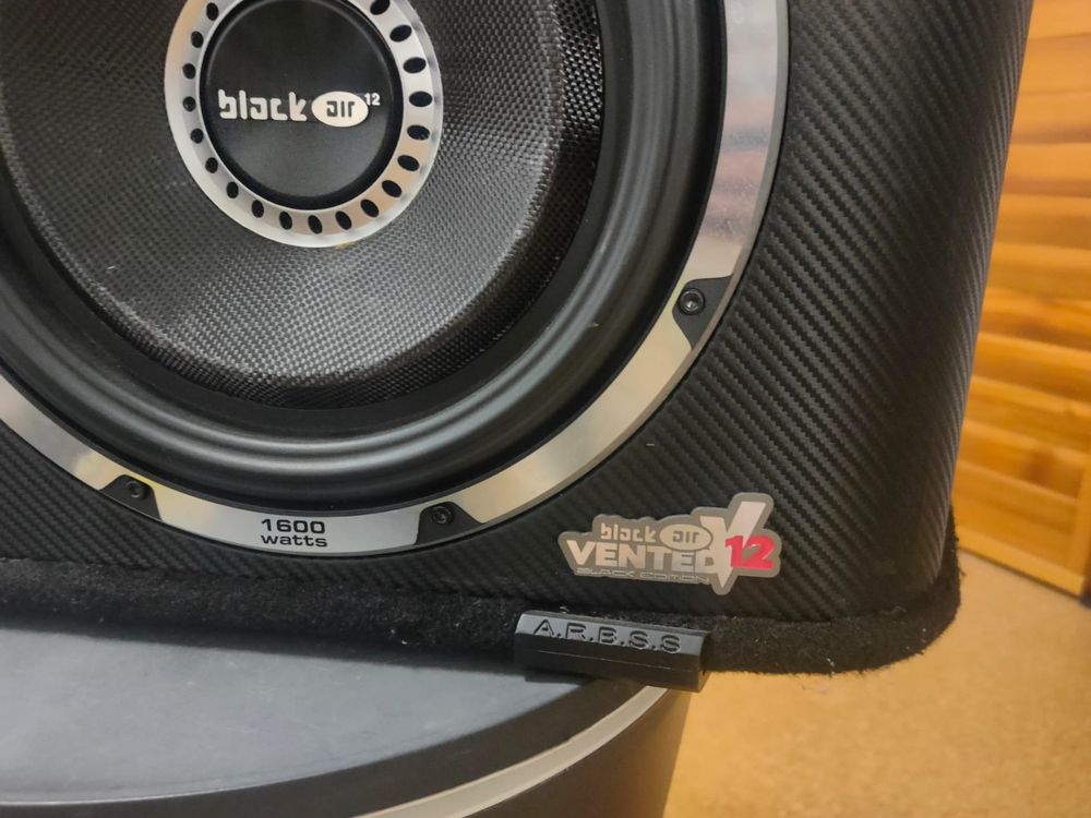 Subwoofer (Vibe BlackAir V12 - 1600W) (Gebraucht) in Russikon für CHF ...