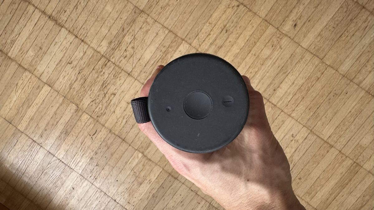 5 x Ultimate Ears UE BOOM (Gebraucht) in Zürich für CHF 100 – nur ...