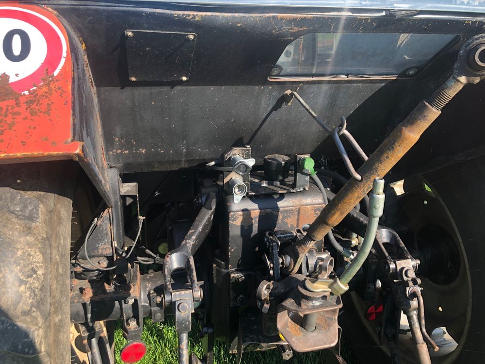 Traktor IHC 833 (Gebraucht) in Jona für CHF 9690 – nur Abholung auf Ricardo kaufen