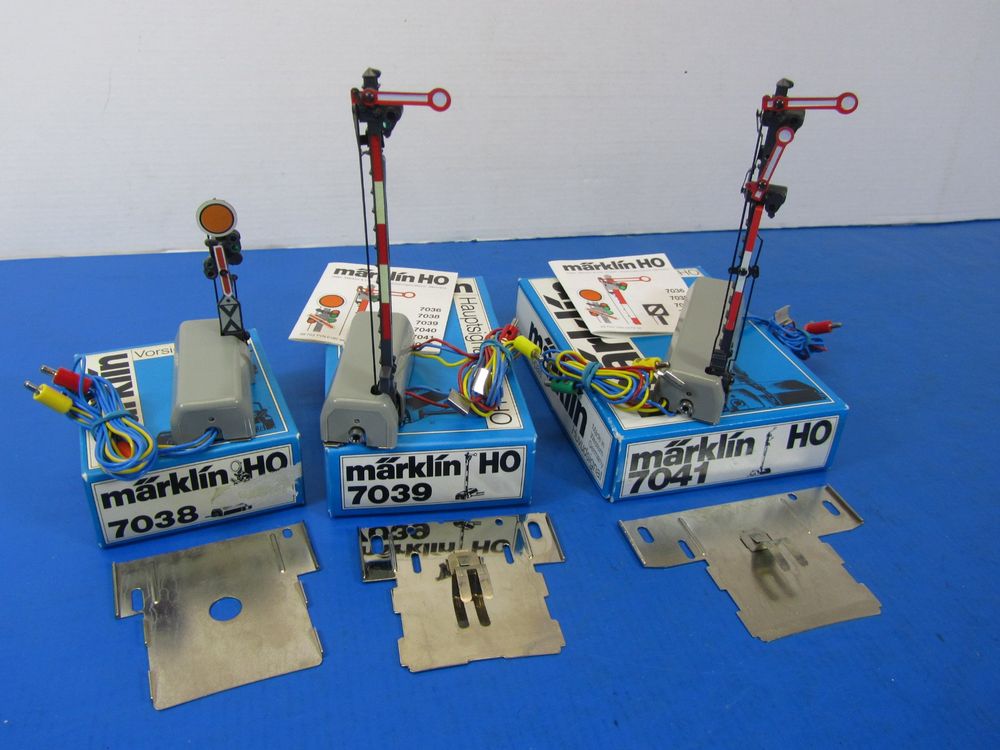 Märklin H0 Set, Vorsignal 7038, Hauptsignal 7039, und 7041 (Gebraucht ...