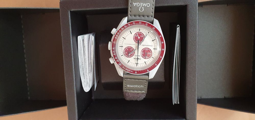 MoonSwatch - Mission to Pluto - Omega x Swatch - NEU | Kaufen auf Ricardo