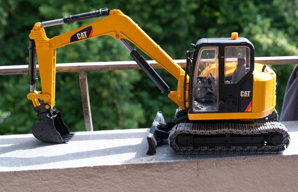 CAT-Minibagger für Kinder | Kaufen auf Ricardo