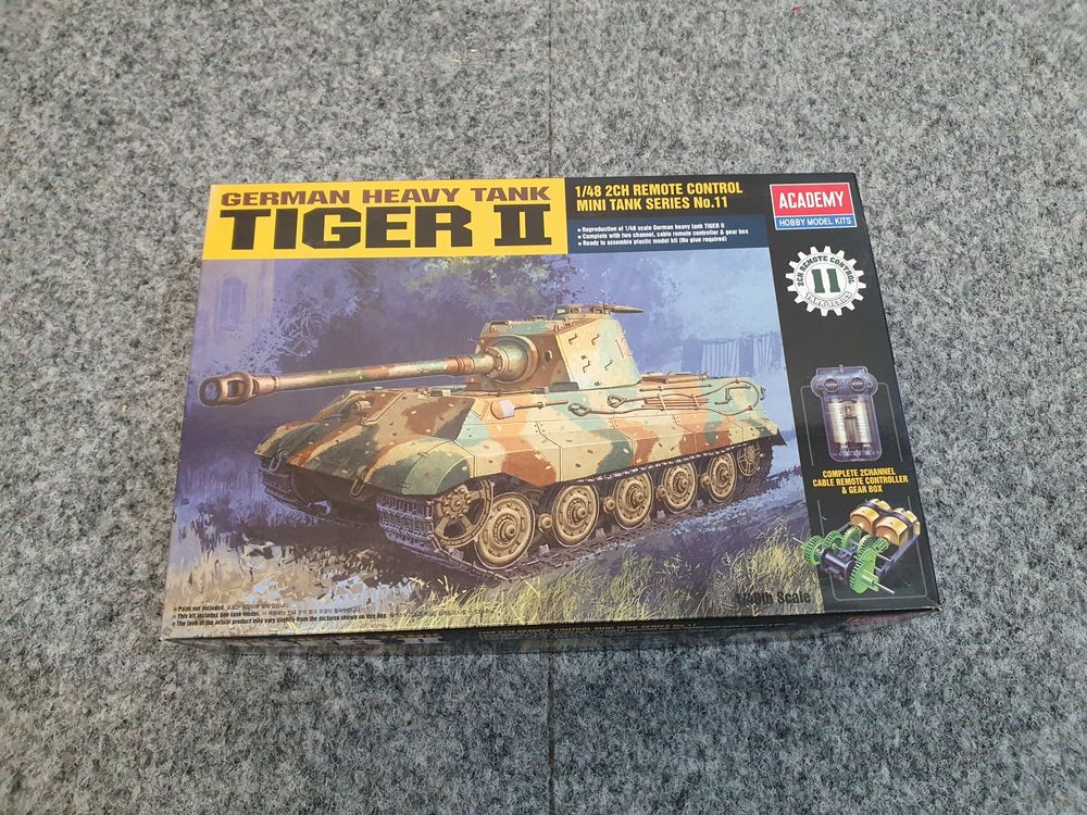 Academy Panzer German Tiger II Remote Controll Serie #13304 (Neu und ...