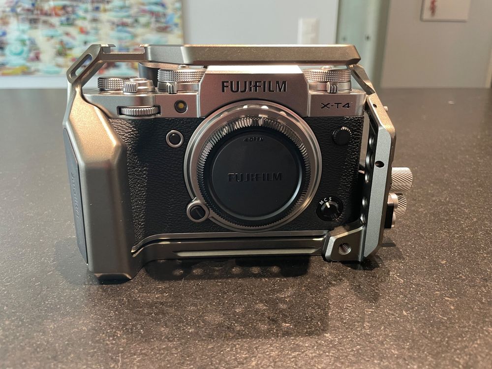 Fujifilm XT-4 body Silver (+ accessoires inclus) (Gebraucht) in Genève ...
