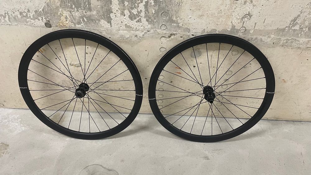 Laufradsatz Carbon Disc | DT350 Naben / XDR- Freilauf | Kaufen auf Ricardo