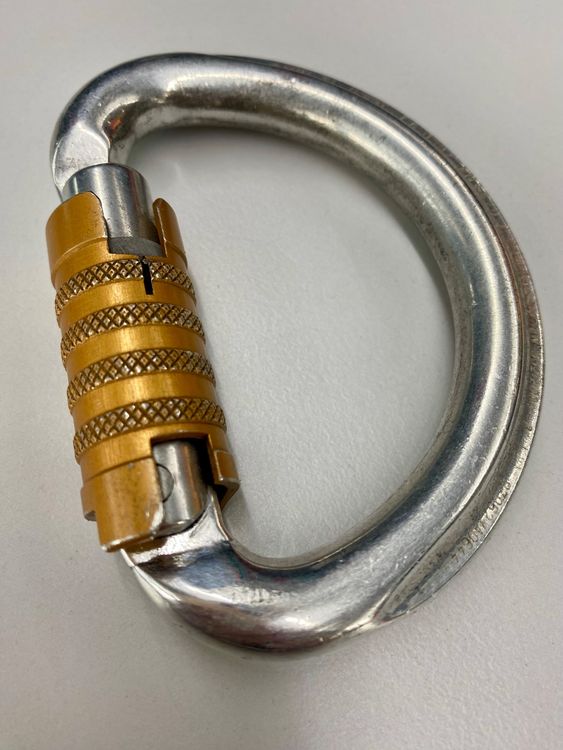 Petzl OMNI TRIACT-LOCK Alukarabiner (Gebraucht) in Rothenthurm für CHF ...