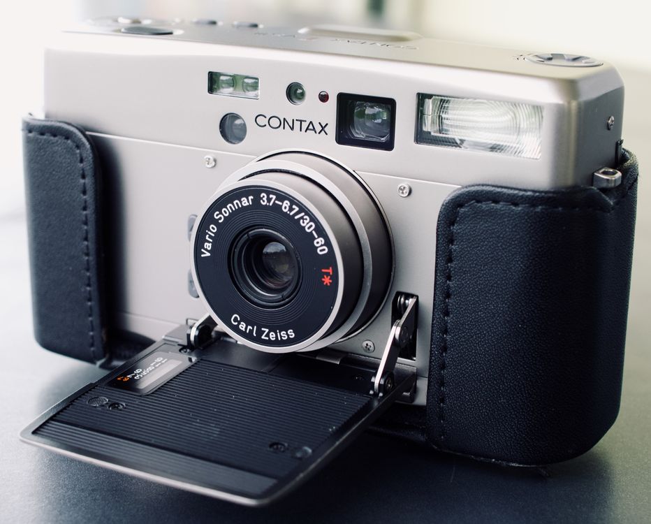 Contax TVS lll Titan Analog Kamera (Gebraucht) in schwyz für CHF 645 – mit Lieferung auf Ricardo ...