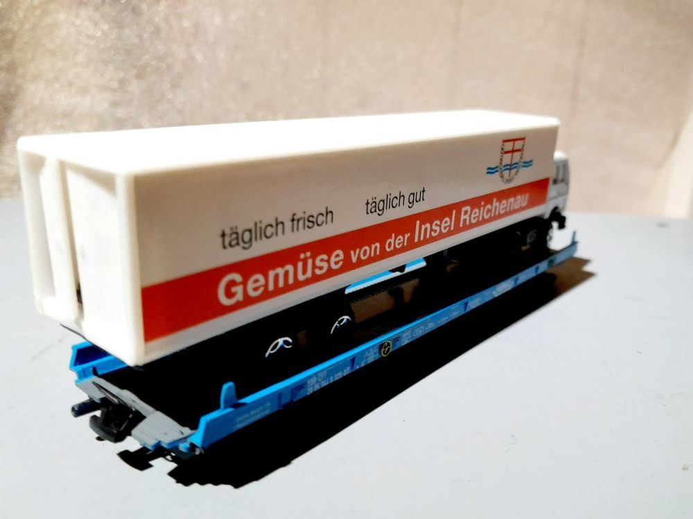 Liliput Hupac Tiefladewagen mit LKW HO (Gebraucht) in Eptingen für CHF ...