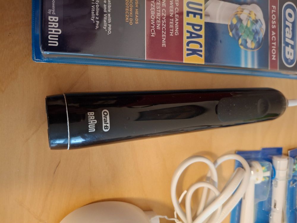 Braun Oral-B Pro Series 3 3000 (Gebraucht) in Birmensdorf ZH für CHF 12 ...