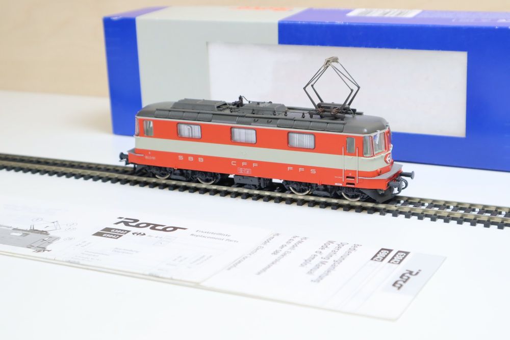 ROCO SBB Swiss Express Re 4/4 E-Lok - 63842 (Gebraucht) in Winterthur ...