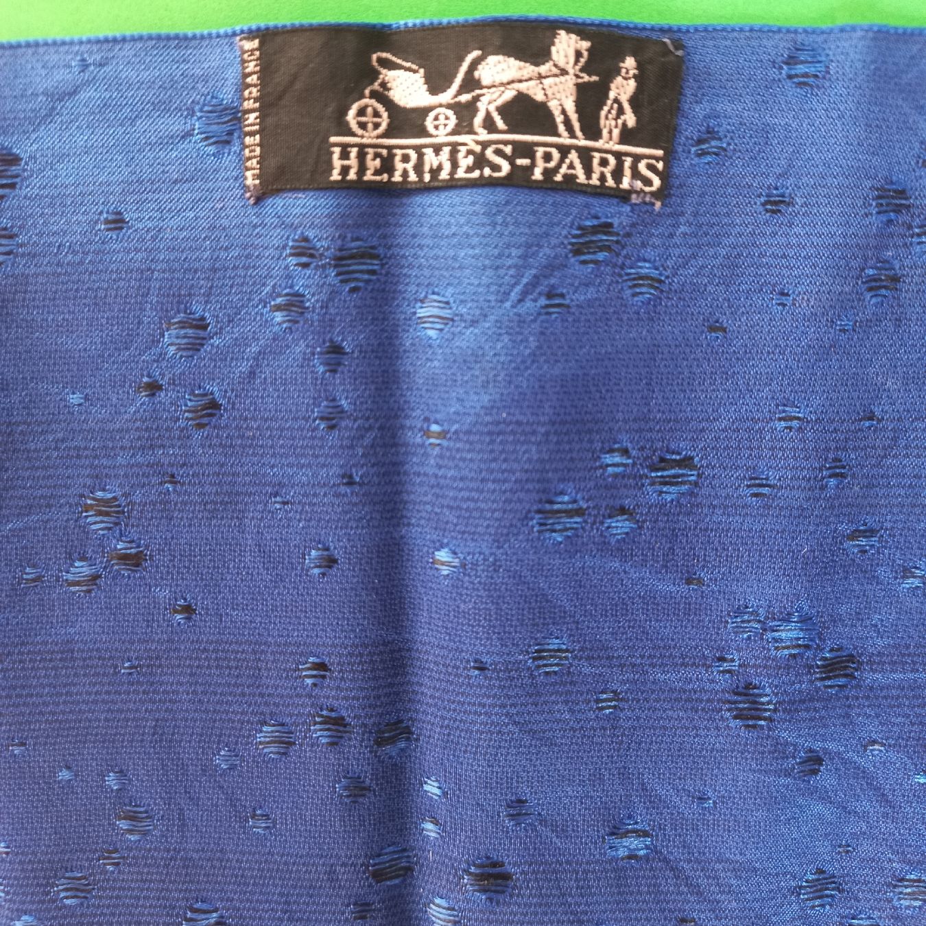 Écharpe Hermès Paris vintage. (Gebraucht) in Dompierre FR für CHF 220 ...