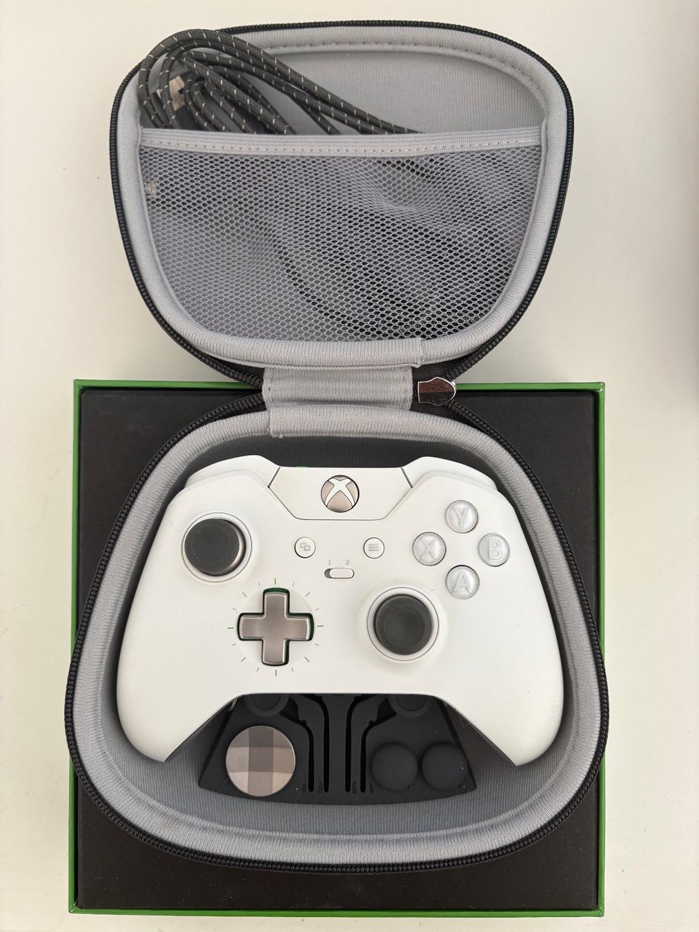Xbox Elite Wireless Controller White OVP / RARITAT (D'occasion) à Petit ...