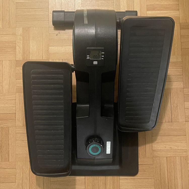 Cubii JR1 F3A2 Seated Under-Desk Elliptical Portable Leg Exe (Gebraucht ...