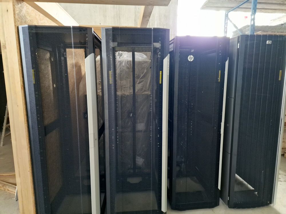 Diverse HP G3 Fullsize 42U Server Racks (Gebraucht) in Geltwil für CHF ...