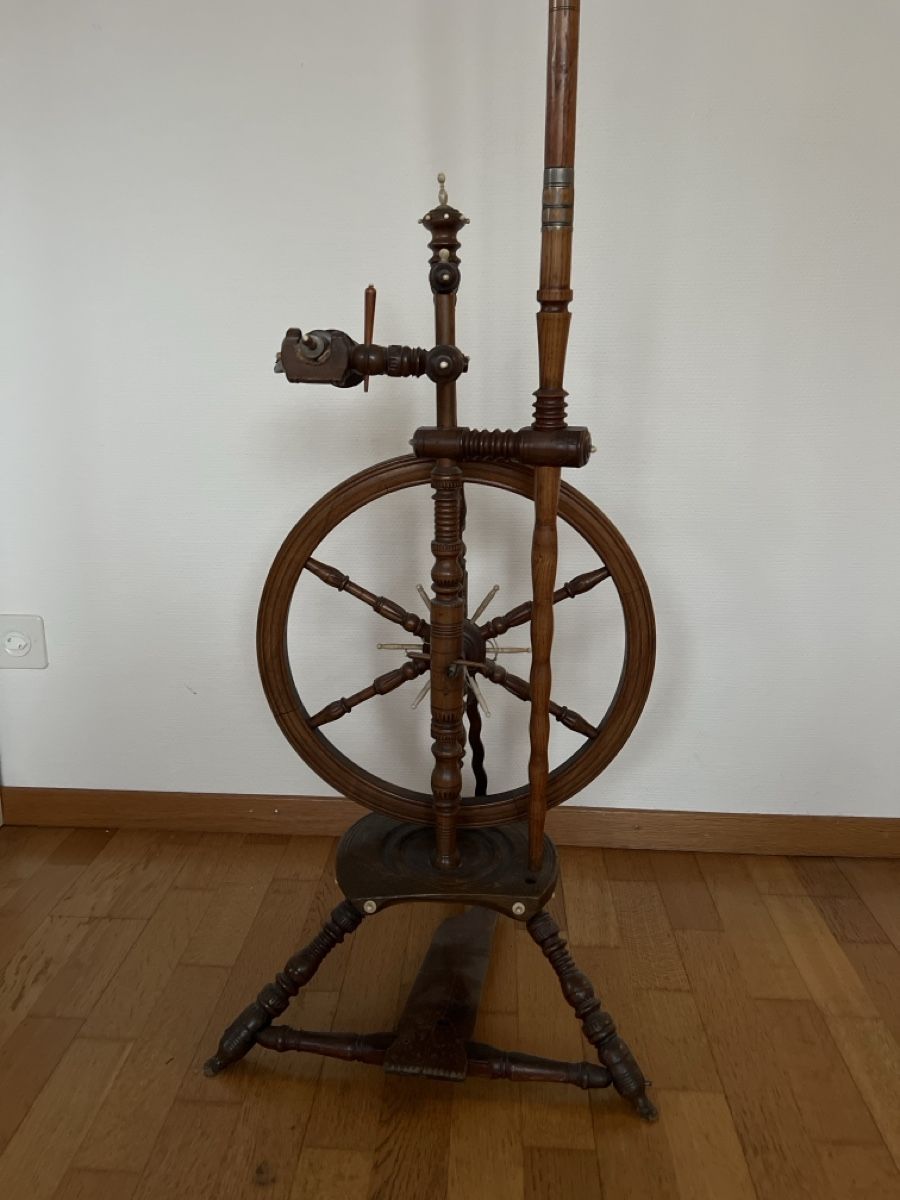 Antikes Spinnrad, Holz, Dekoration, Handarbeit, Rarität (Gebraucht) in ...