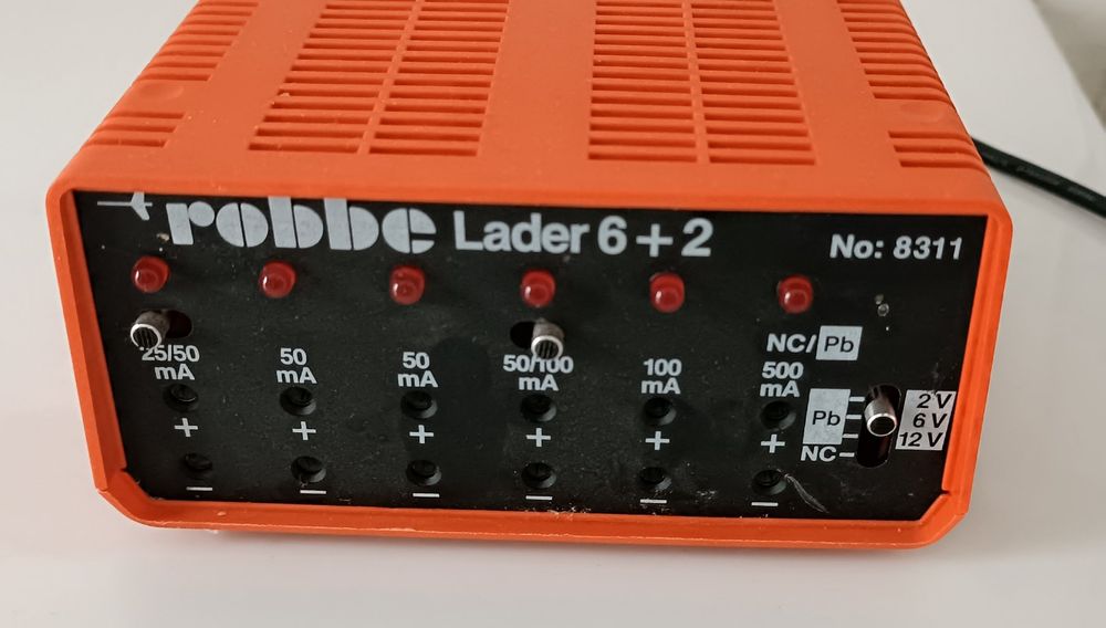 R/C Akku mit Ladegerät Robbe Lader 6+2 | Kaufen auf Ricardo