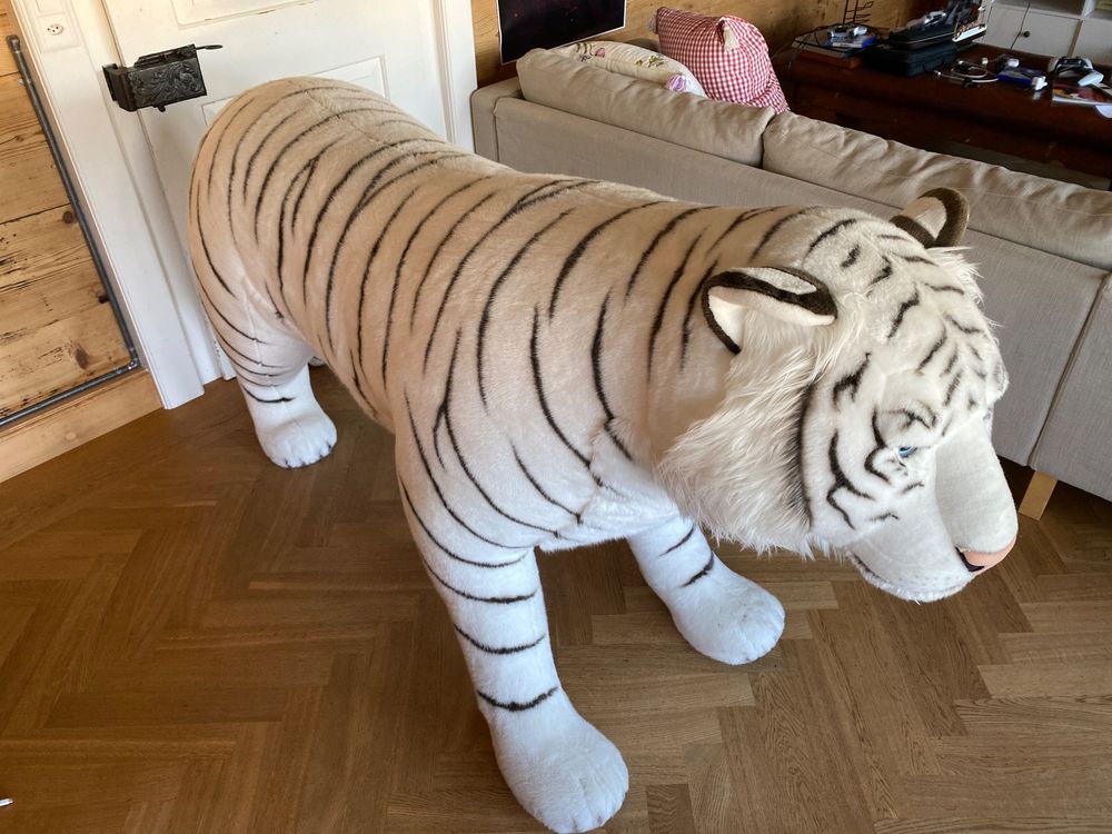 Riesiger Franz Carl Weber weißer Tiger (Gebraucht) in Speicher für CHF ...
