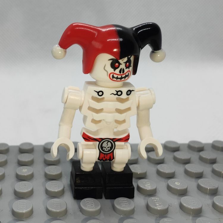 LEGO, Minifigur "Ninjago, Krazi - Jester Hat Black" (Gebraucht) in ...