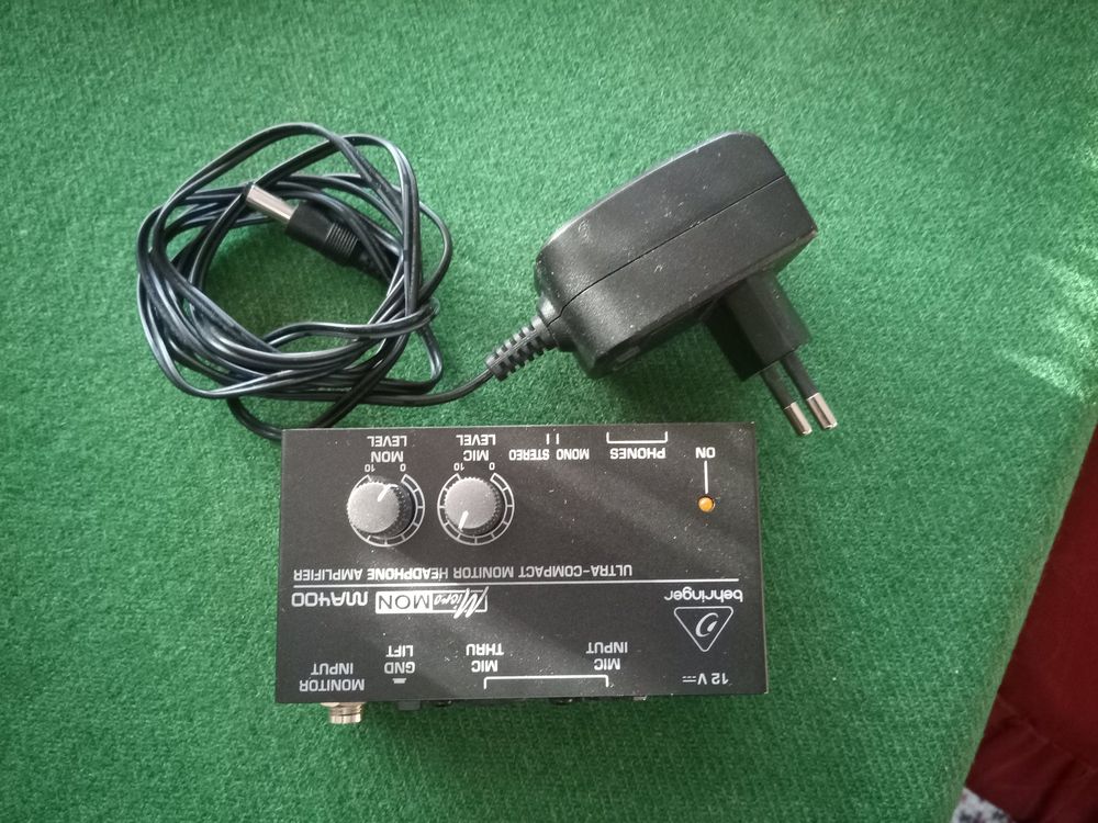 Behringer MA 400 - Headphone monitor amplifier (Gebraucht) in ...